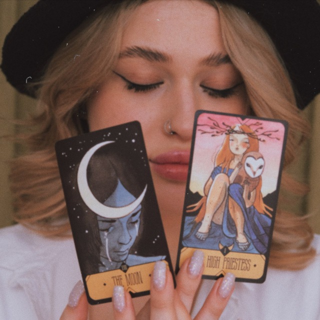 Telegram-канал "Уютное место эзотериков🌙" — @taro_andarina — TGStat